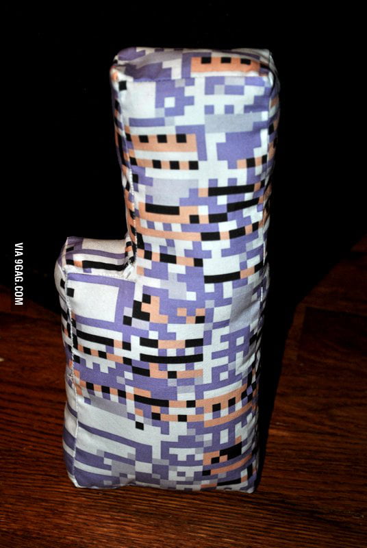 Missingno Pillow 9gag