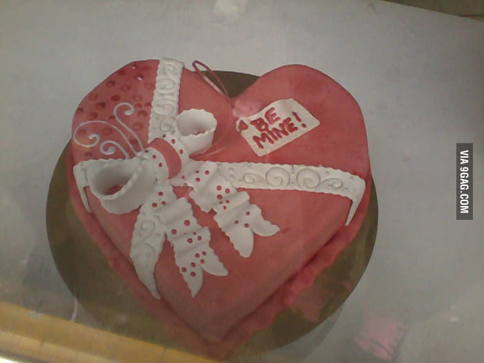 Overly Attached Girlfriend Cake? - 9GAG