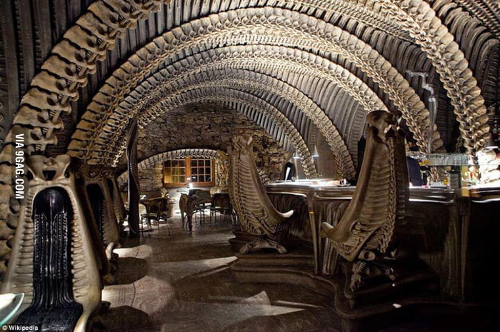 Alien Bar in Gruyère, Switzerland. - 9GAG
