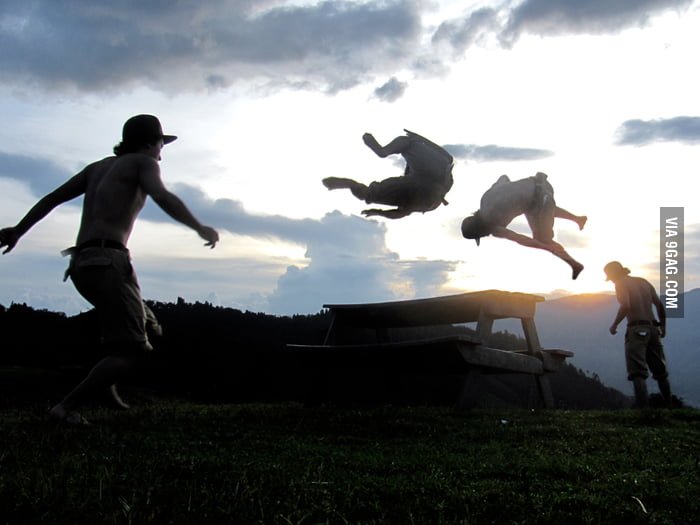 Side flip sequence. - 9GAG
