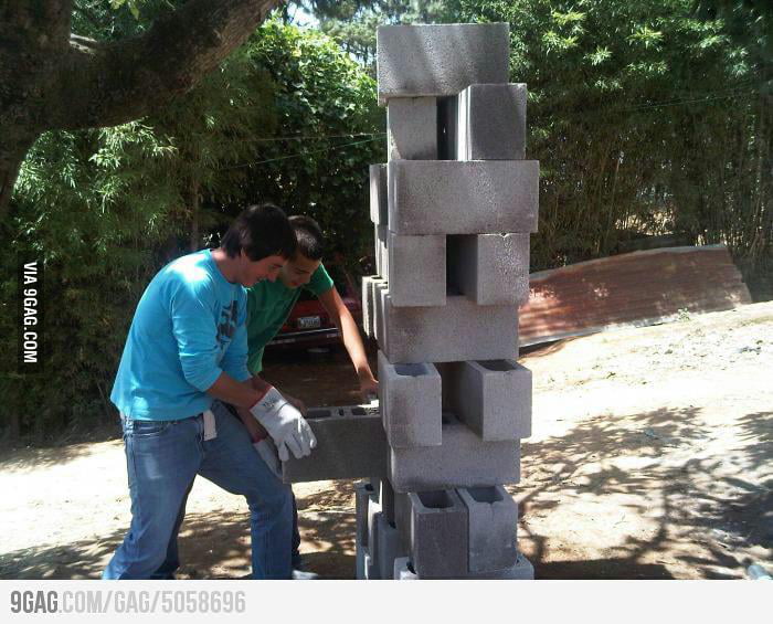 Jenga extreme edition - 9GAG