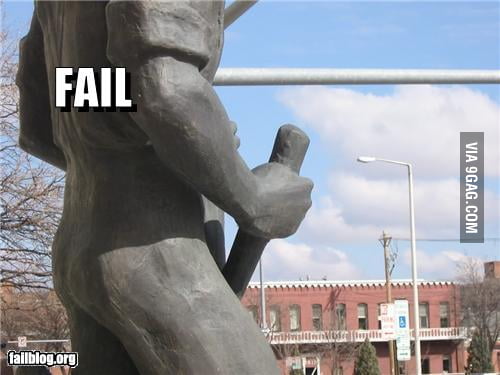 Things That Are Doing It: Statue FAIL - 9GAG