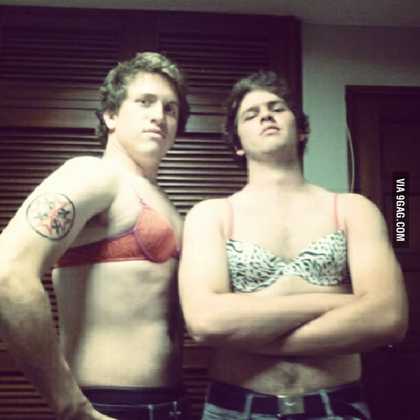 Real bro's wear bras - 9GAG