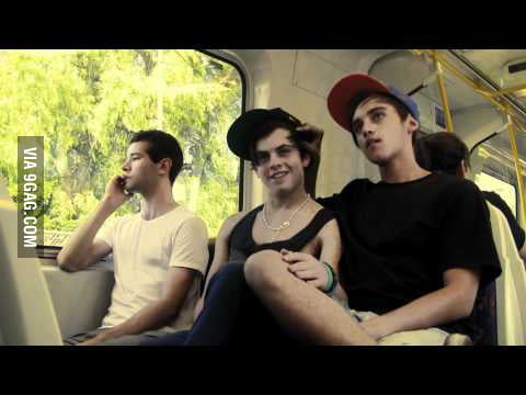 Awkward Train Situations - 9GAG