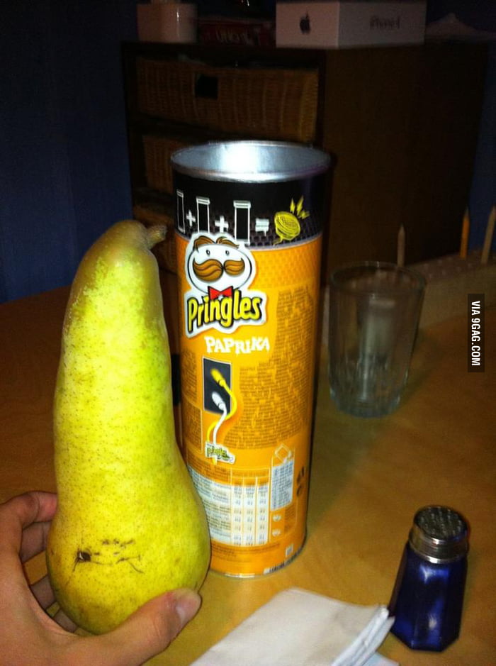 It's the biggest pear I've ever seen. - 9GAG