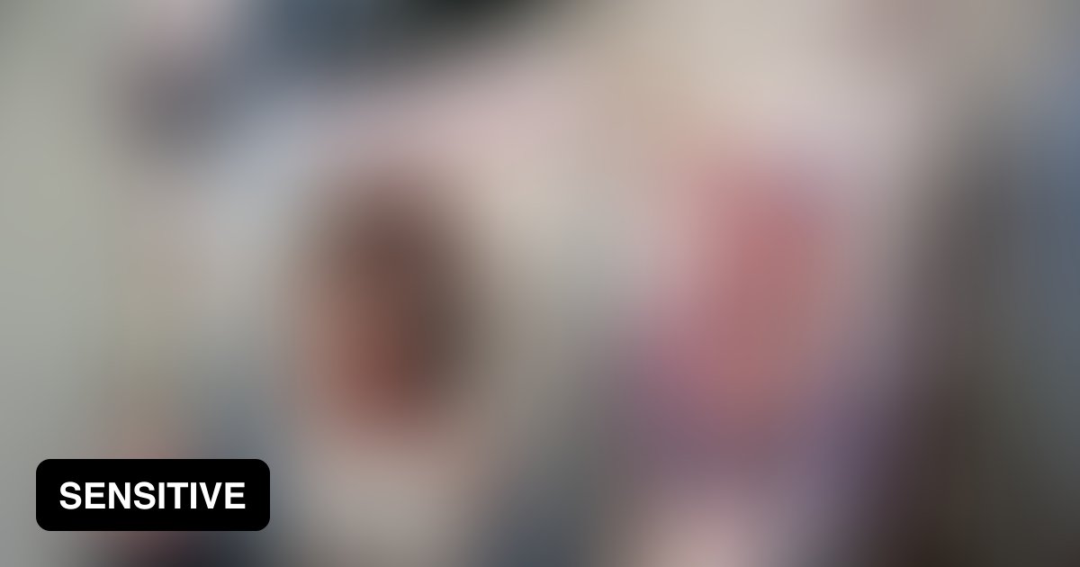 How come mouse pad is always like that? - 9GAG