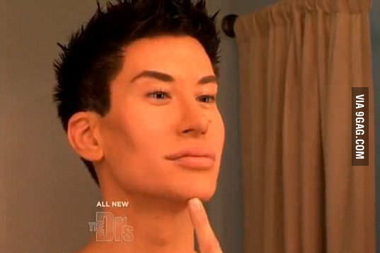 Male duck face - 9GAG