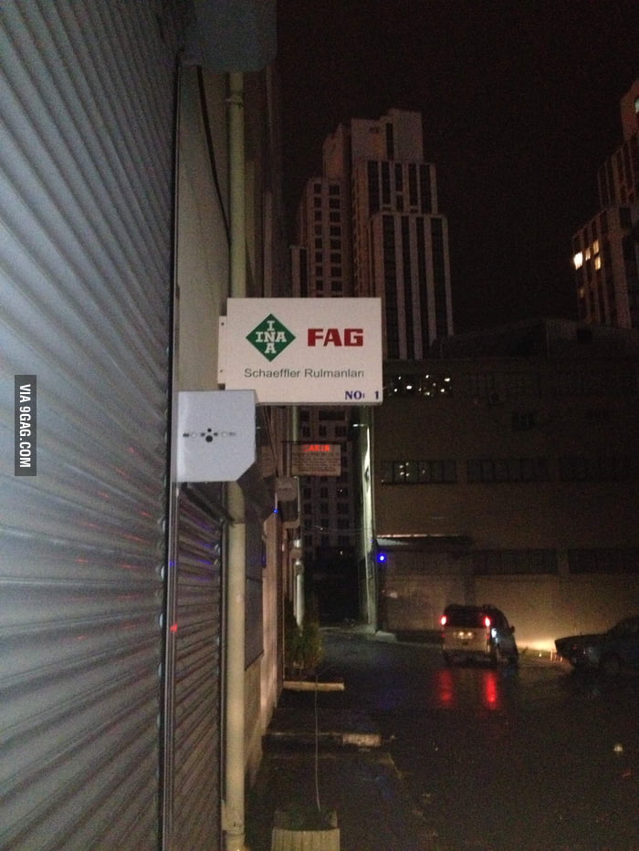 Meanwhile in Turkey. - 9GAG