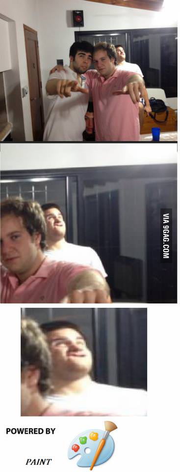 Photo bomb x2 - 9GAG