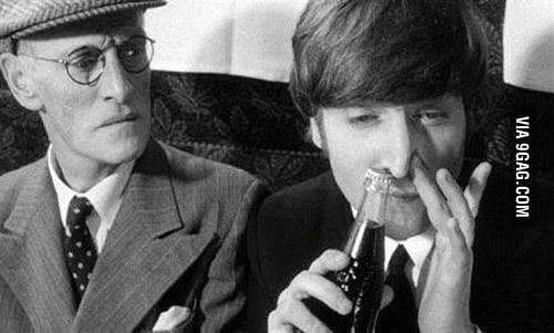 John Lennon snorting coke - 9GAG