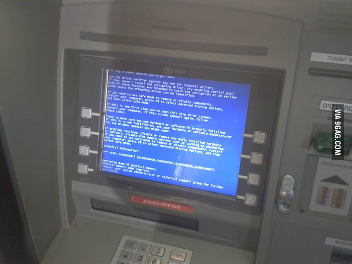 ATM with a Blue-Screen - 9GAG