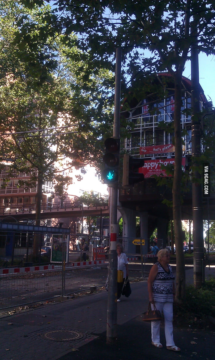 Meanwhile in Germany... - 9GAG