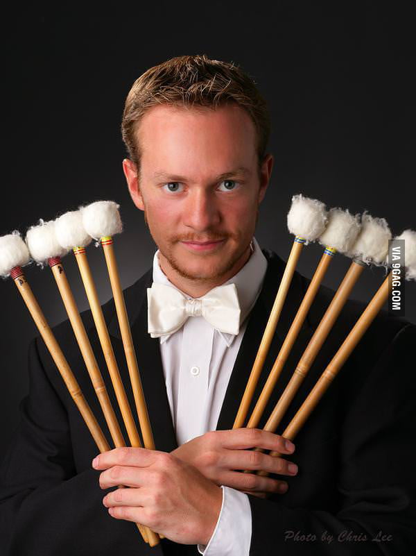 Barney Stinson's Doppelgänger - Timpani Markus Rhoten - 9GAG