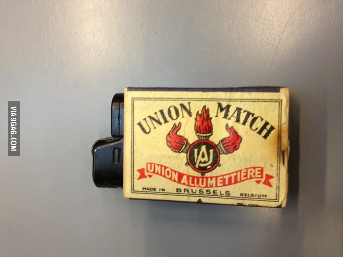 Reusable matchbox - 9GAG