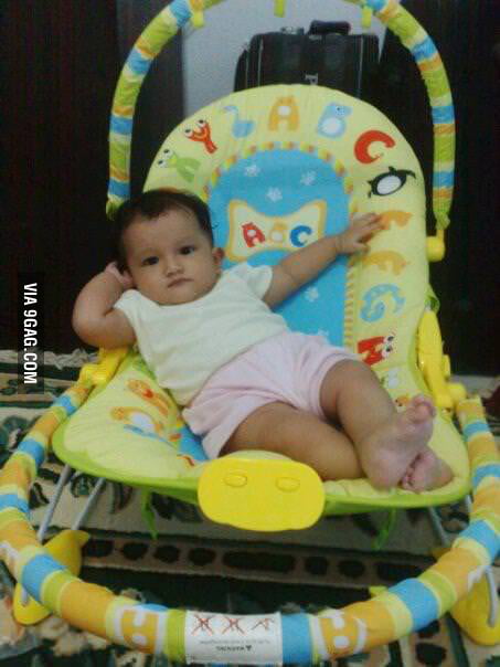 Sit like a boss! - 9GAG