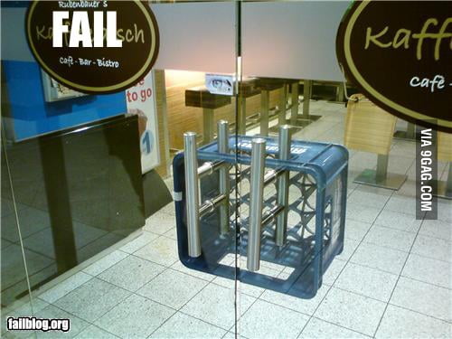 Cafe Lock FAIL - 9GAG