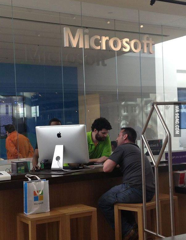Meanwhile in Microsoft - 9GAG