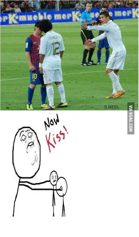 Messi Marcelo Now kiss - 9GAG