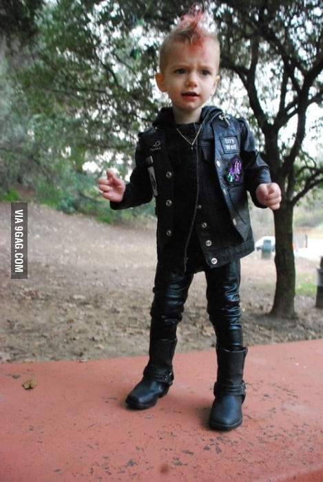 Awesome kid is awesome! - 9GAG