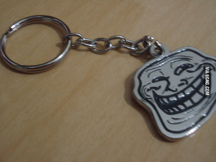 Trollface key ring... do want! - 9GAG
