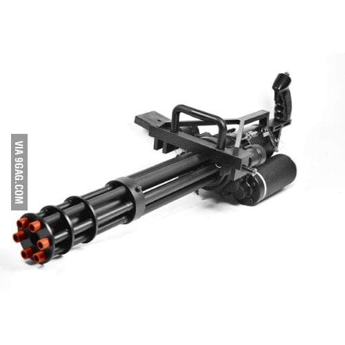 Just 1:1 scale airsoft minigun. - 9GAG