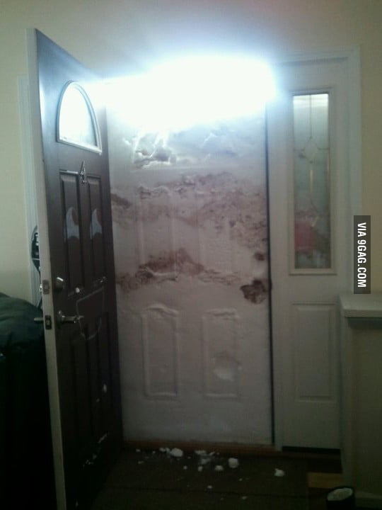 Le door - 9GAG