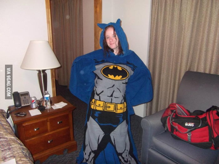 Batman Snuggie=awesome - 9GAG