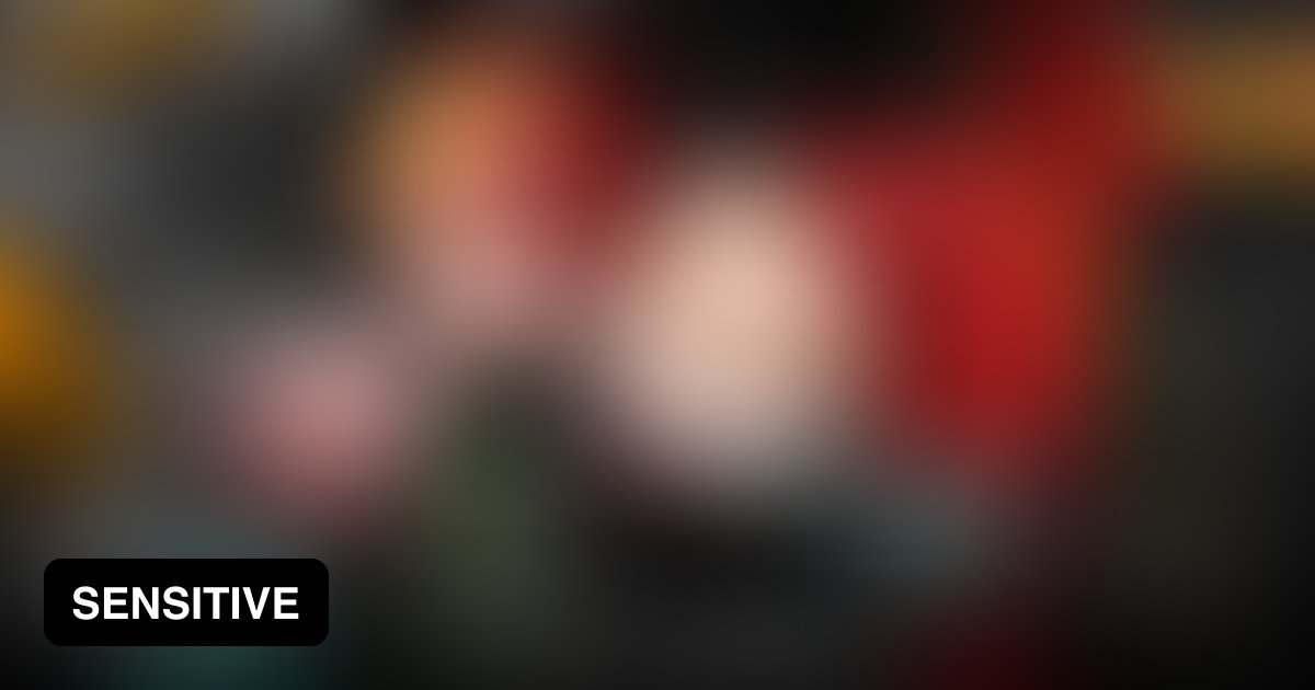 Saving thick thighs, the 23rd-best job in the Imperial Gaurd - 9GAG