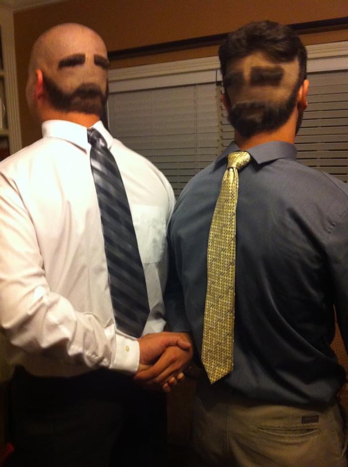 This is real commitment to the costume party - 9GAG