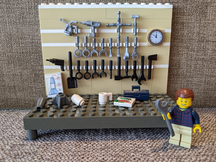 Work Bench: Time to Get to Work - 9GAG