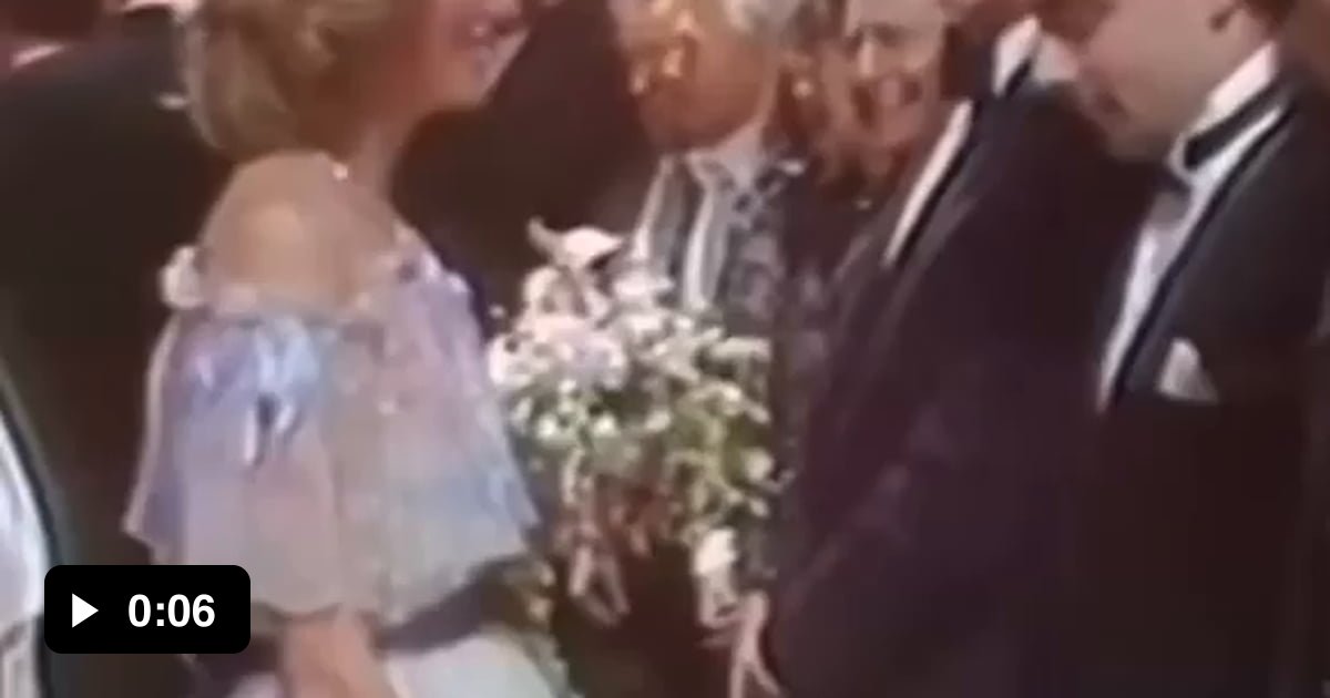 Princess Diana having little fun with Rowan Atkinson (1984) - 9GAG