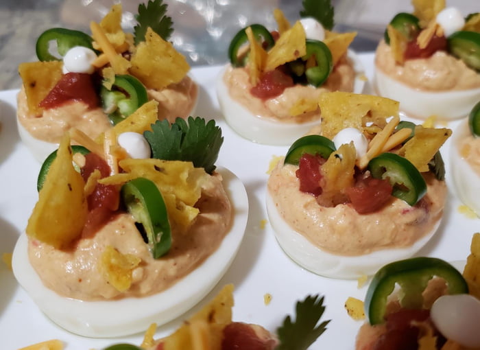 Chips & Salsa Deviled Eggs - 9GAG