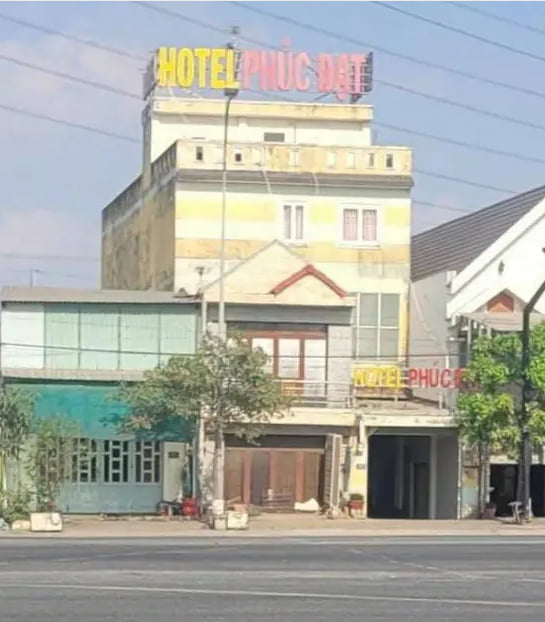 Welcome to the hotel Phuc Dat - 9GAG