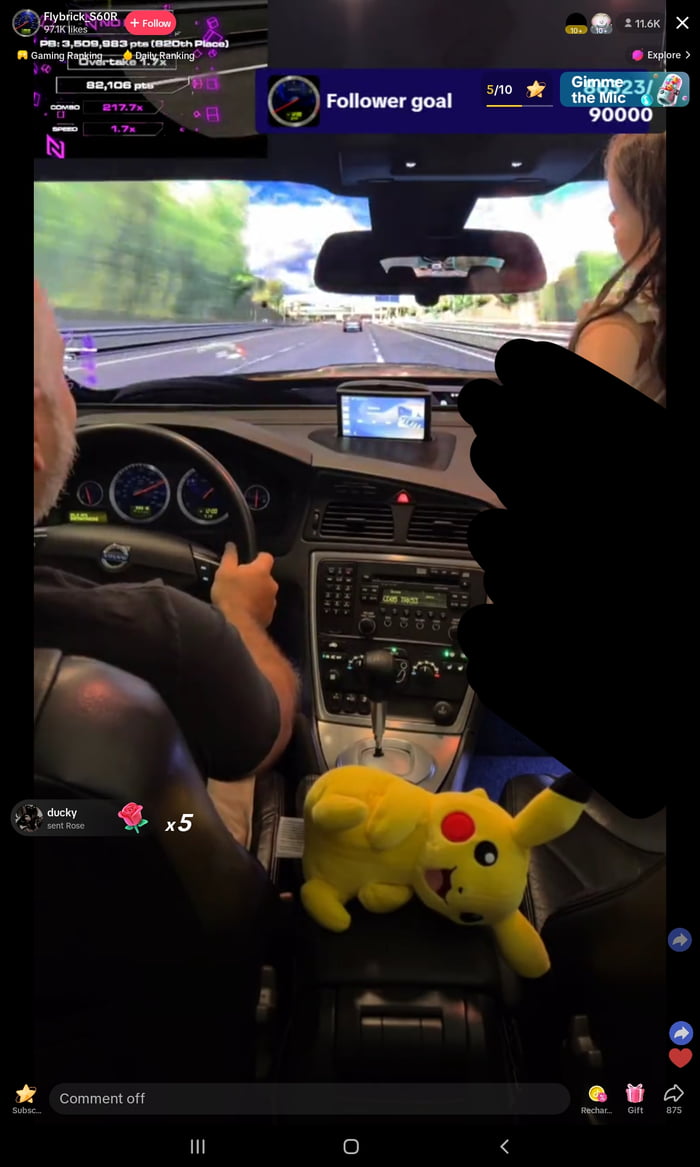 Dad uses daughter for view on TikTok live - 9GAG