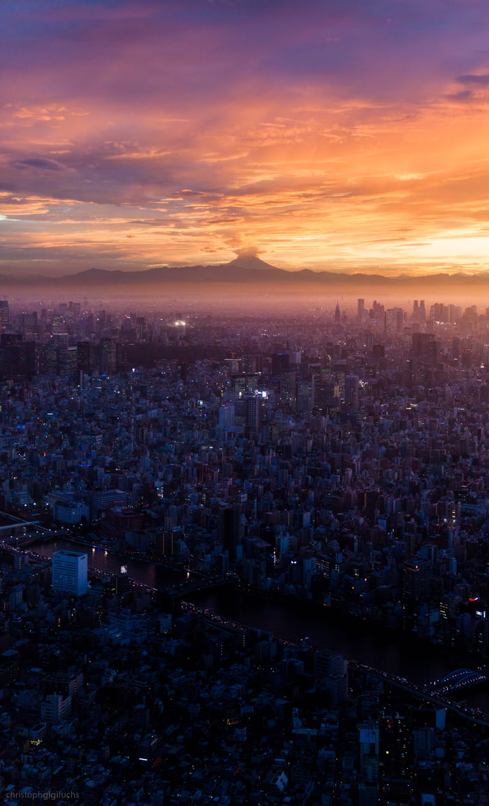 Tokyo sunset - 9GAG