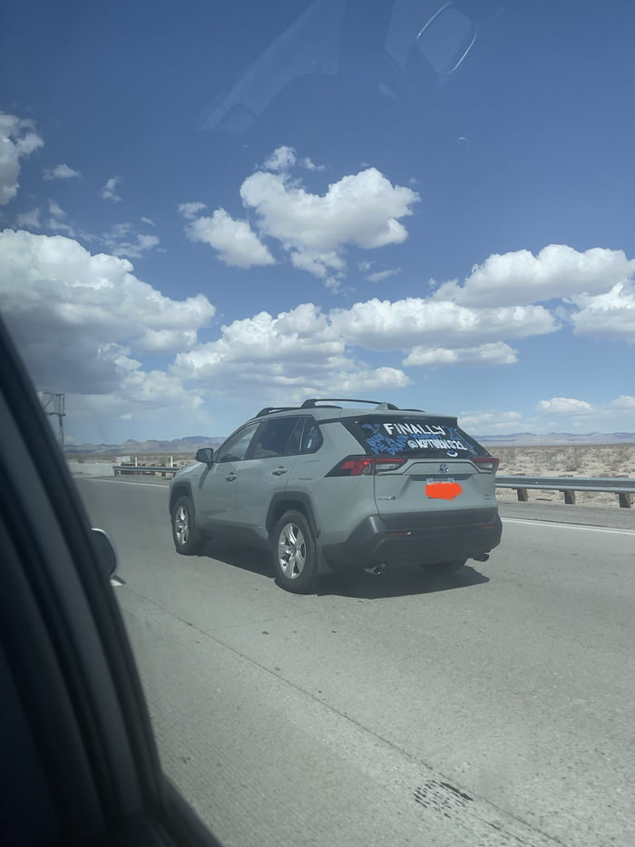 Putting your venmo on your car asking for money - 9GAG