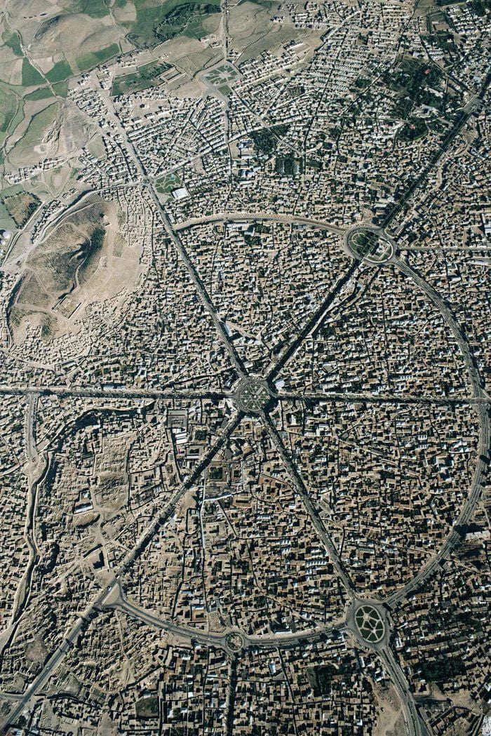 The layout of this ancient Iranian city (Hamedan) , built during the ...