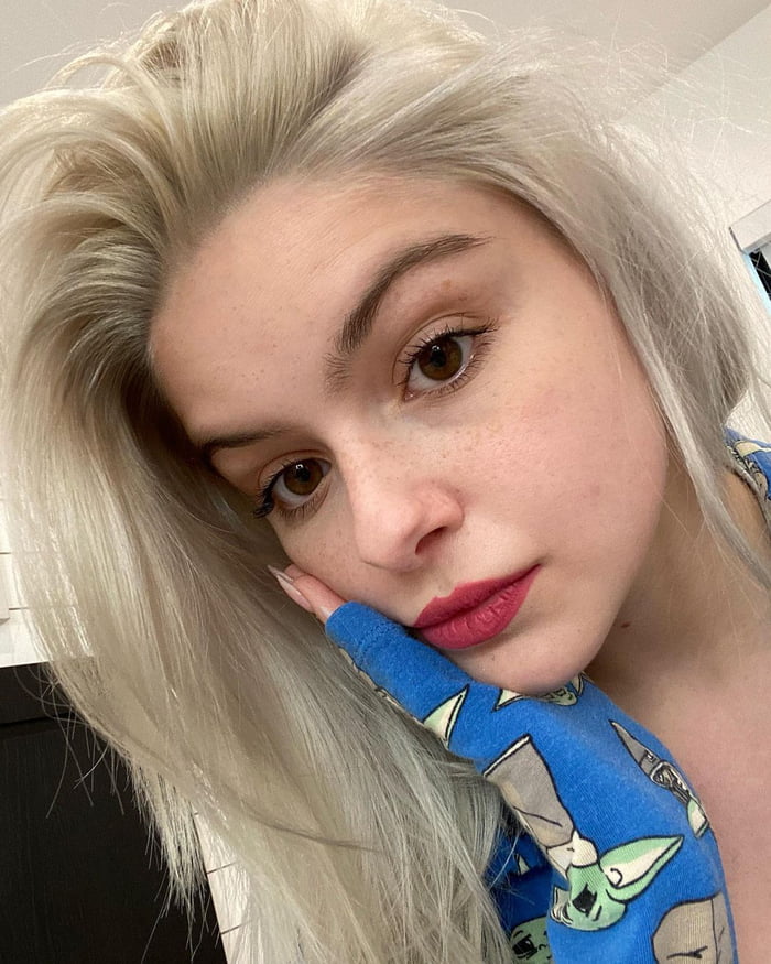 Ariel Winter 9gag