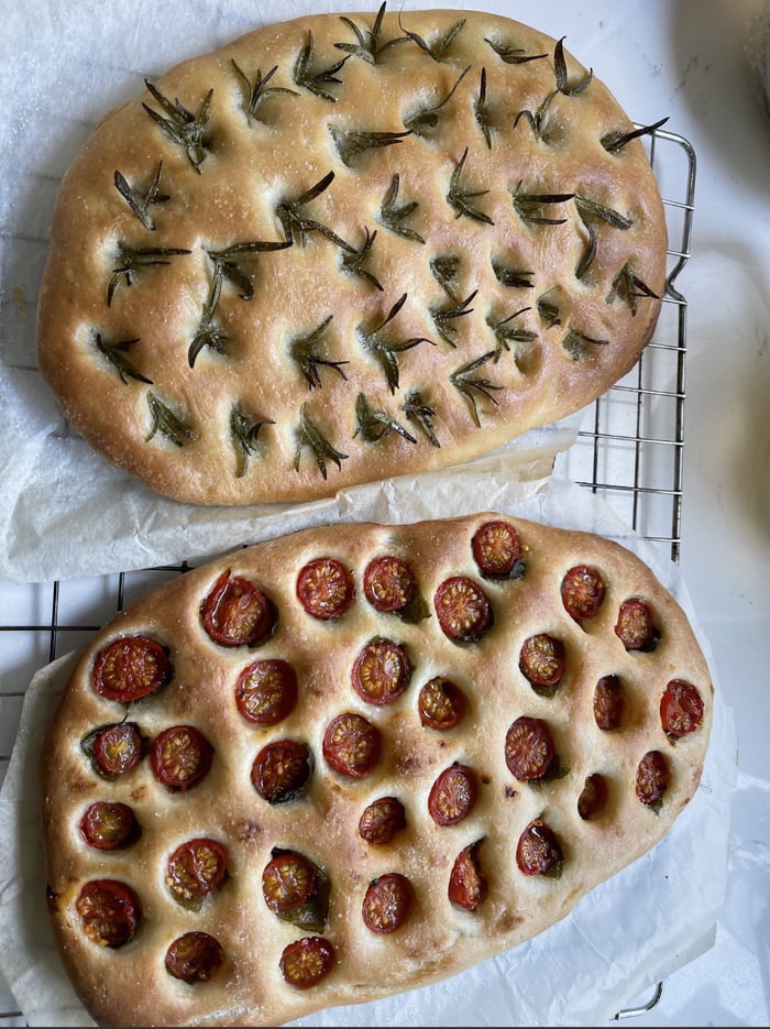 Trypophobia bread - 9GAG