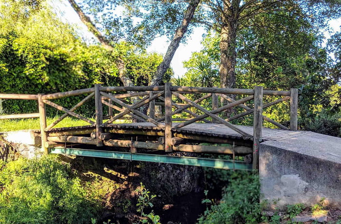 This is the World’s Shortest International Bridge, it measures only 10. ...