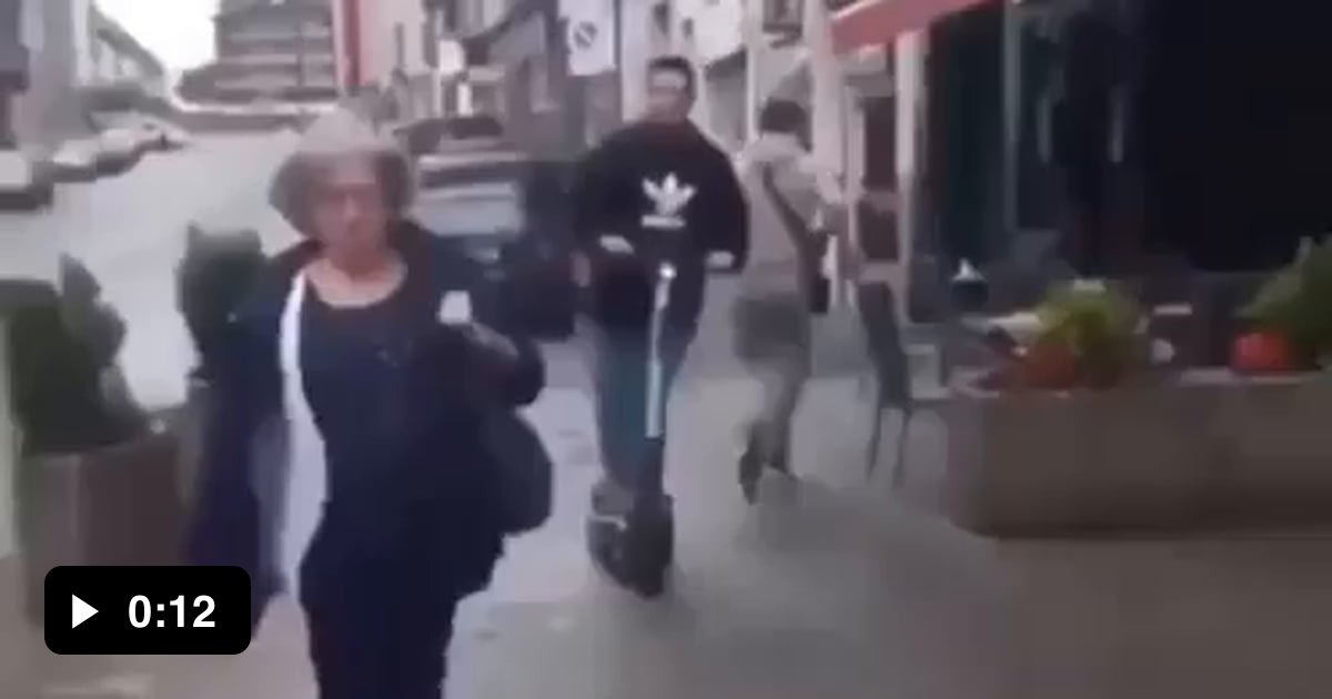 Epic Karen screech - 9GAG