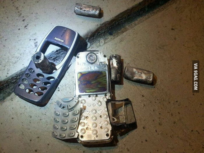 Nokia 3310 blocking a tear gas bullet - 9GAG
