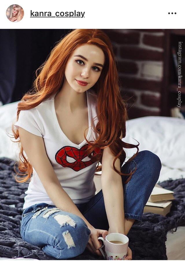 A natural-looking Mary Jane pose?! - 9GAG