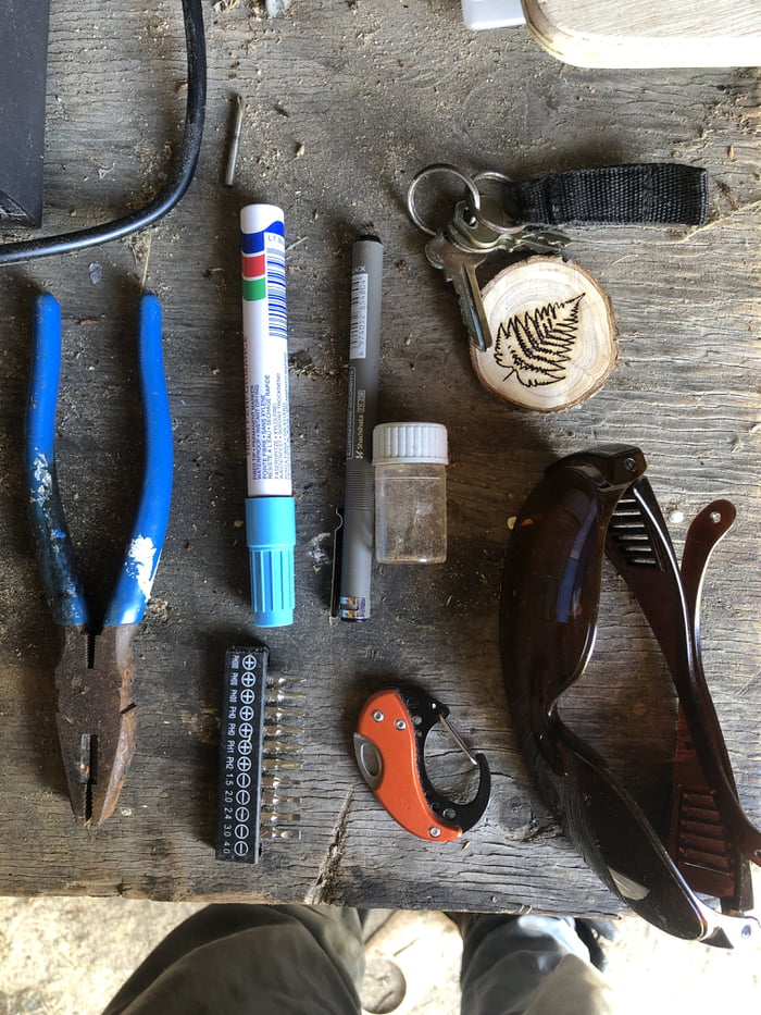 Pocket stuff day 6 - 9GAG