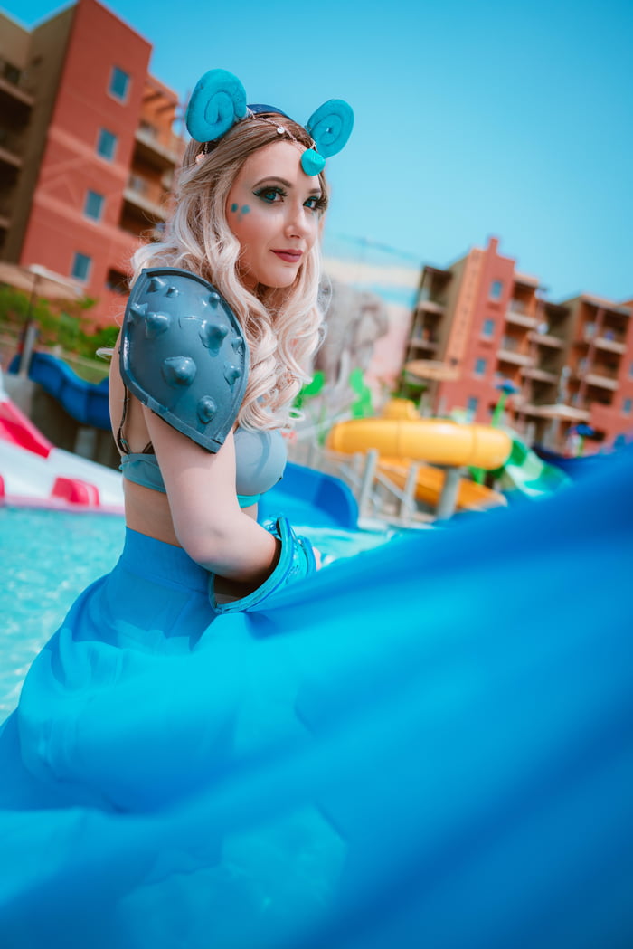 Lapras Pokemon swim cosplay - 9GAG