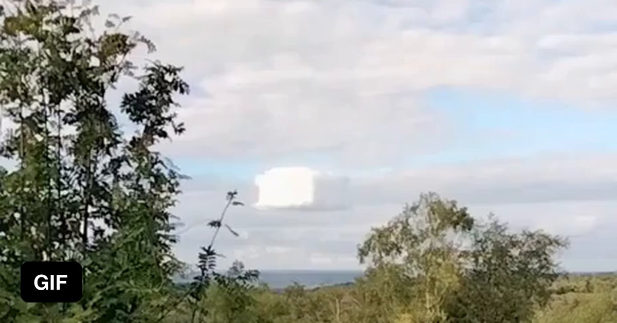 Unusual Cube Shaped Cloud - 9GAG