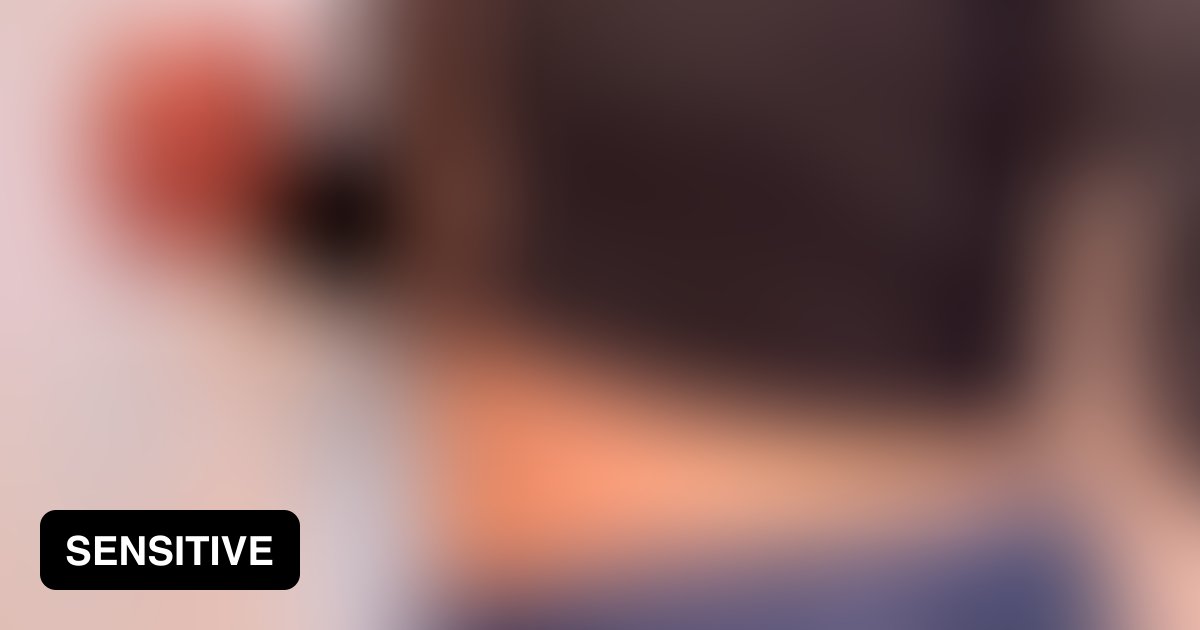 SBM.... Small B00bies Matter - 9GAG