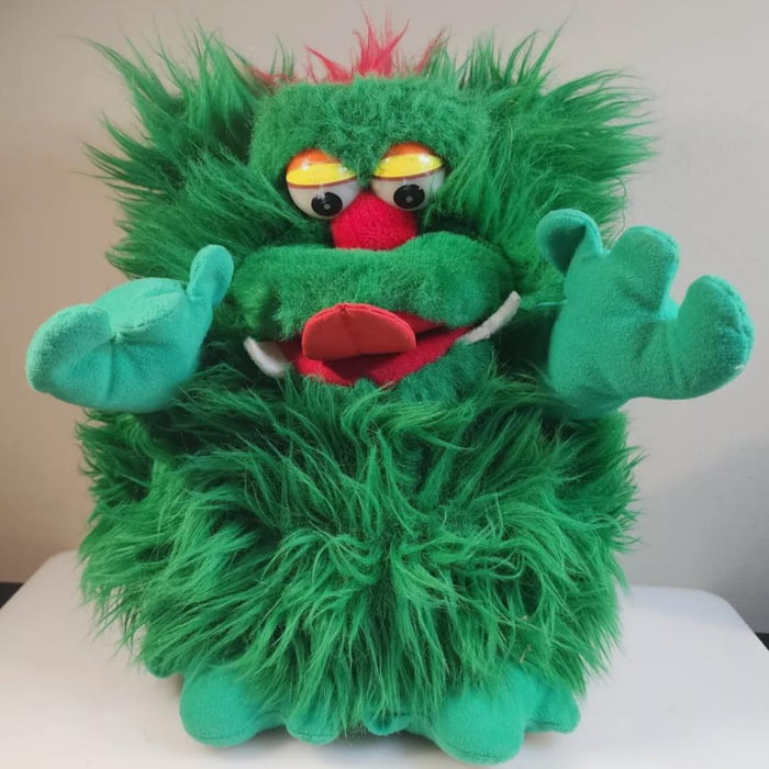 Green Snuggly Fluffy Nightmare - 9GAG