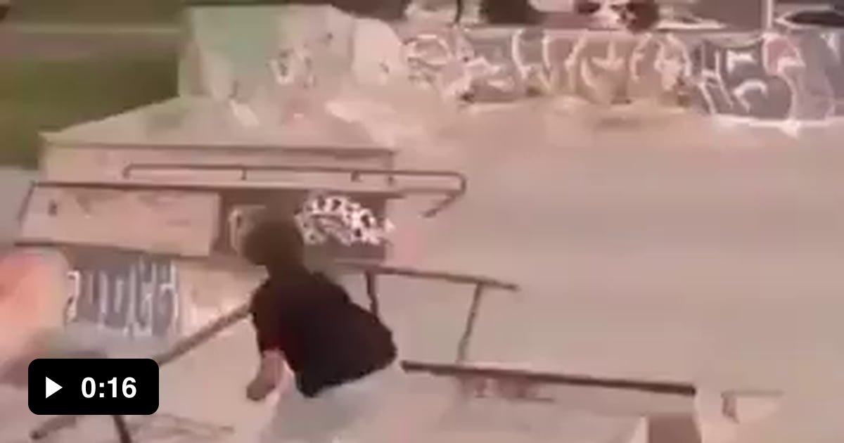 This is how you recover from a fall - 9GAG