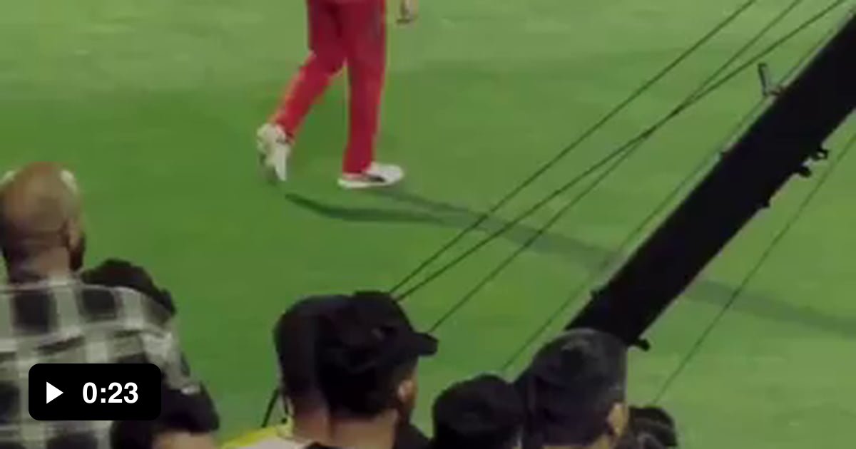 Virat Kohli runs out Shashank Singh with an off balance throw - 9GAG